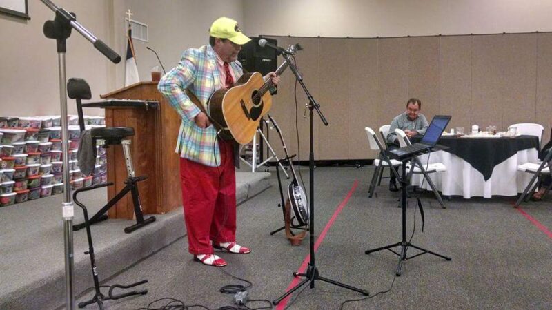 'Bro. Billy Bob' touching hearts through humor, music - The Baptist Paper
