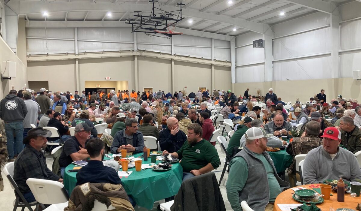 Rural revival: Outdoorsmen's 'Beast Feast' sees dozens turn to Christ ...
