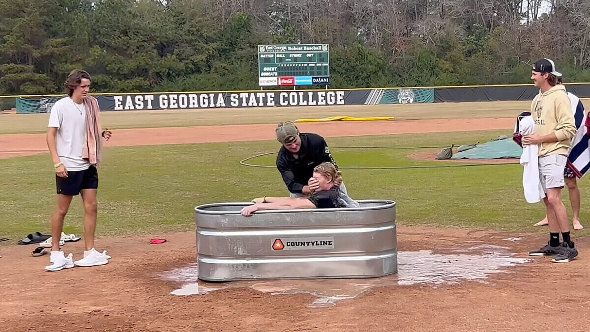 Baseball & ministry: Teenage preacher baptizes 11 new believers at GA ...